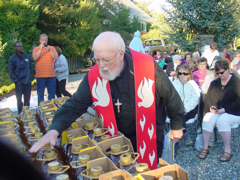 About Blessed Oil – Archangel St. Raphael Holy Healing Ministry